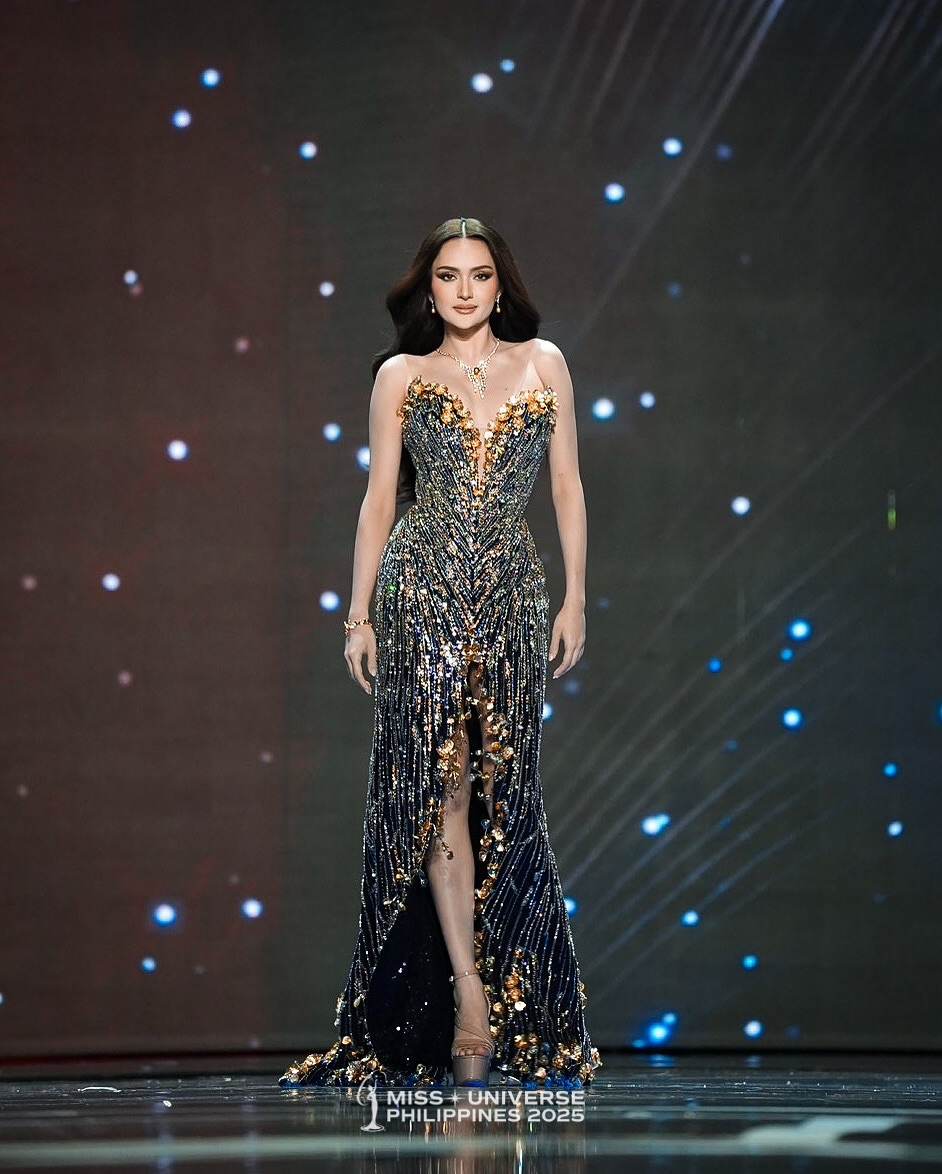 Ahtisa Manalo wows in evening gown inspired by South Sea pearl shell at the Miss Universe 2025 ...